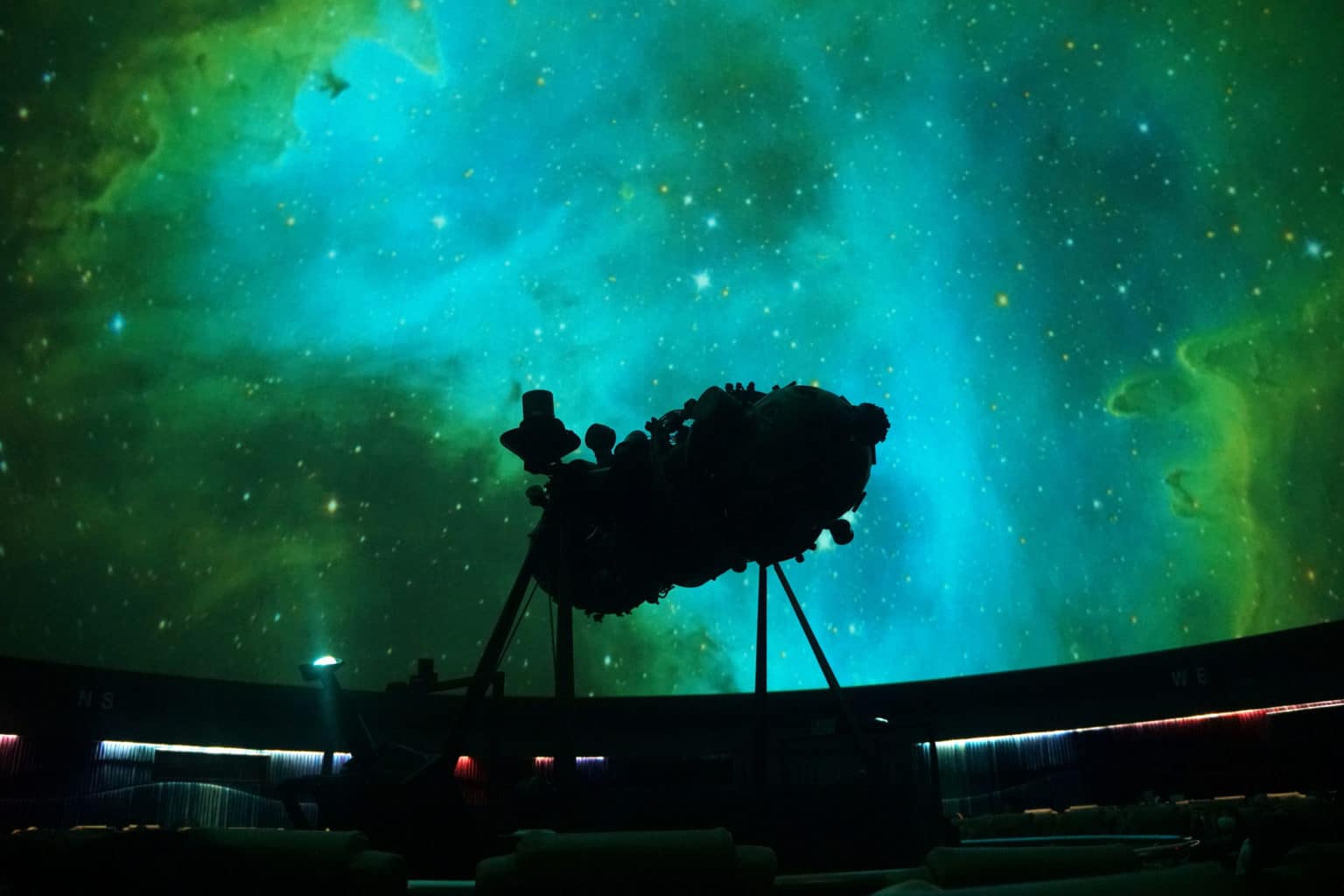 Planetarium Laser Light Show: Dark Side of the Moon | Stamford Museum ...
